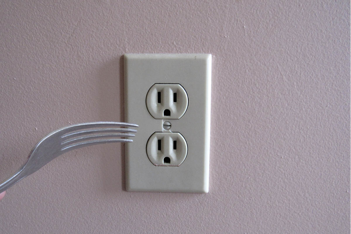 9 Types of Electrical Outlets Found in Homes - Bob Vila