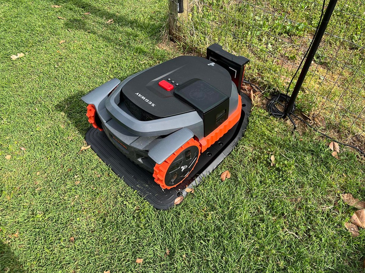 The 6 Best Robot Lawn Mowers, Tested by Bob Vila