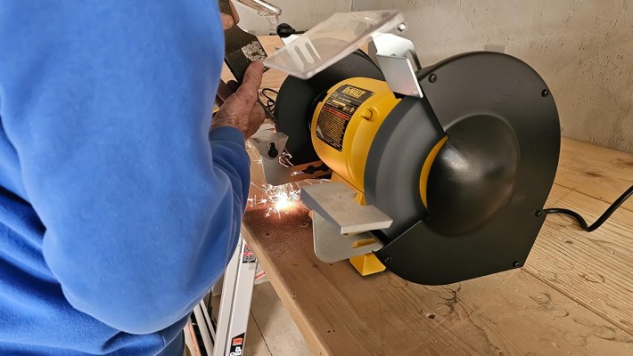 The Best Bench Grinders - Picks by Bob Vila