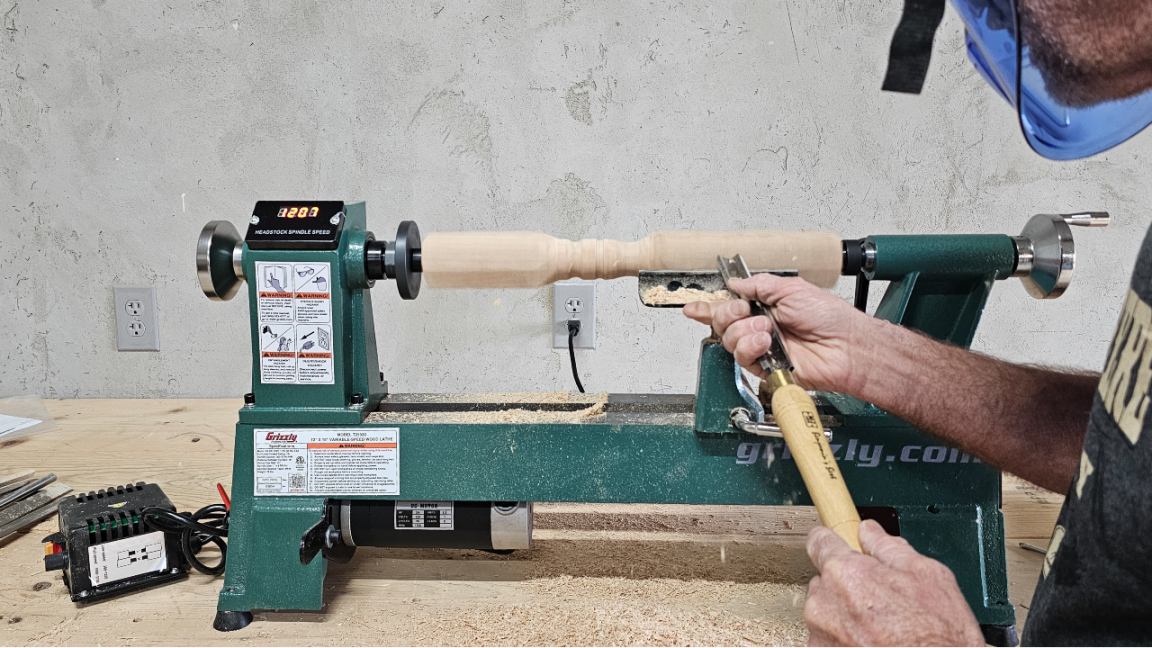 This Is Our Favorite Wood Lathe for Woodworking Hobbyists