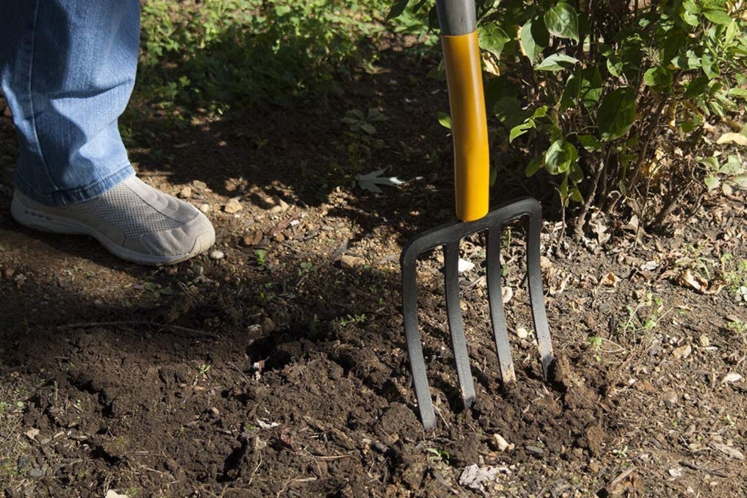 The Best Garden Fork Options - Top Picks by Bob Vila