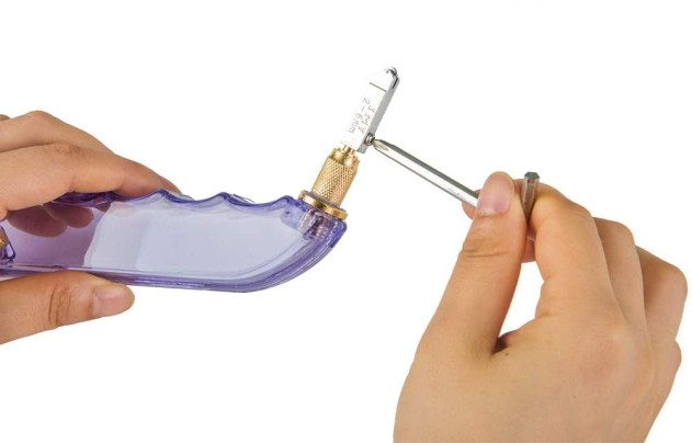 The Best Glass Cutter Tools for Your Projects - Bob Vila