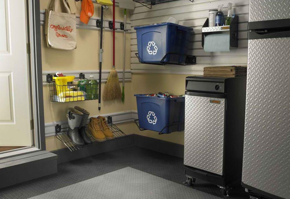 The Best Outdoor Trash Can Options for Garbage Pickup - Bob Vila