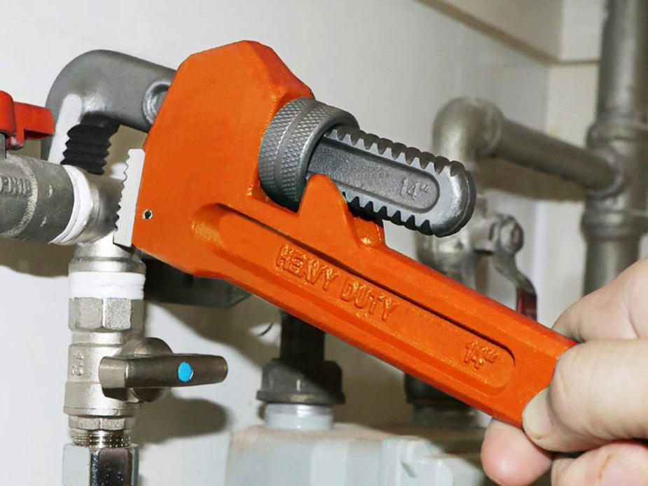 The Best Pipe Wrench Options for Your Plumbing Repairs - Bob Vila