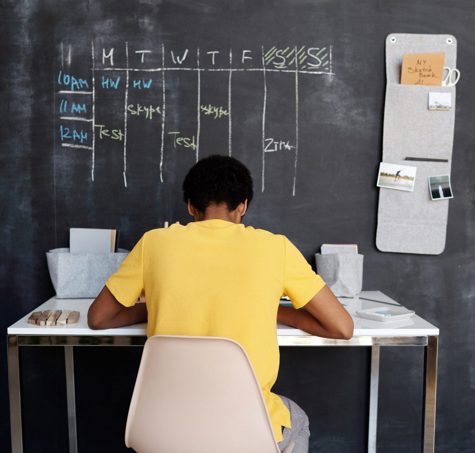 The Best Chalkboard Paint Options for Your Projects - Bob Vila