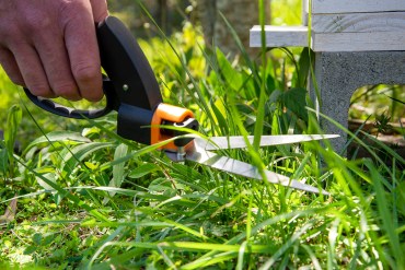 The 8 Best Grass Shears - Tested by Bob Vila