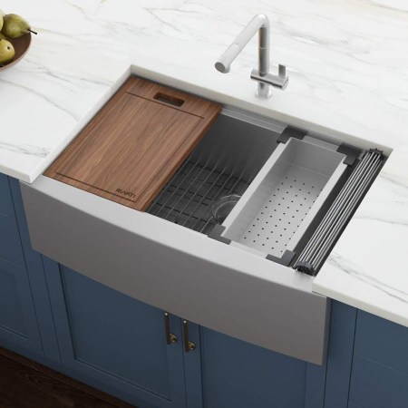 The Best Farmhouse Sinks - Top Picks from Bob Vila