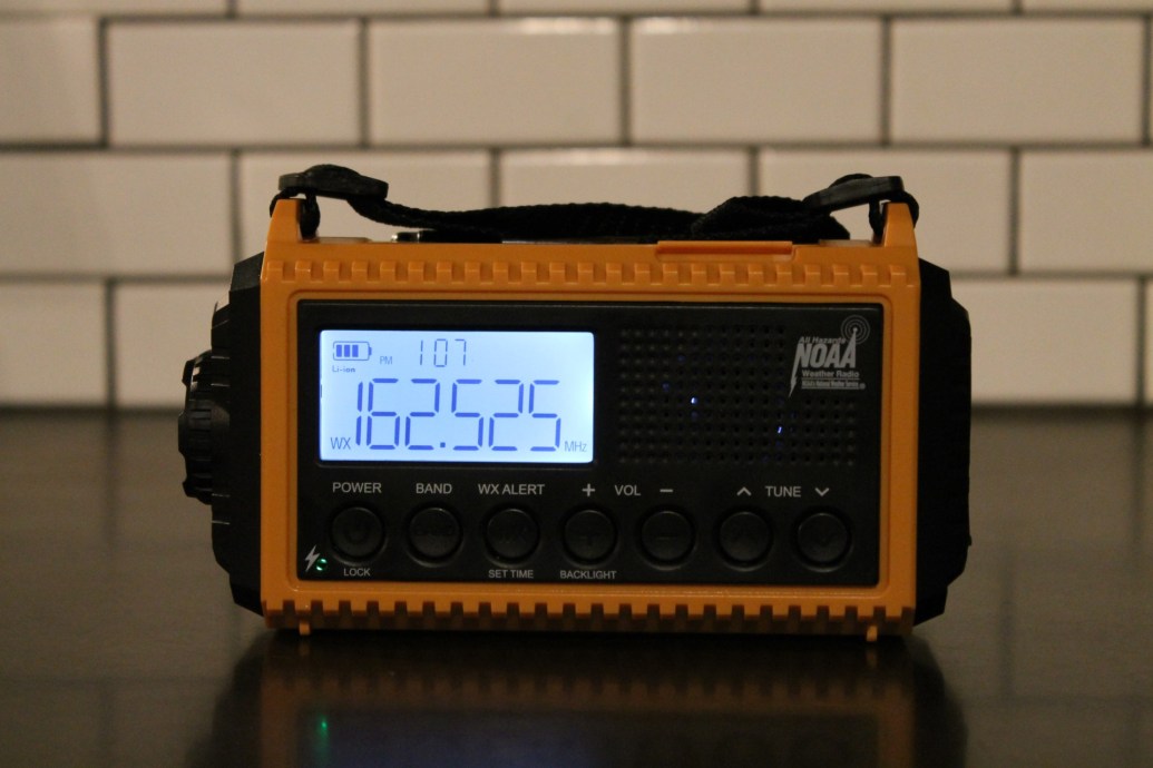 The Best Hand-Crank Radios - Tested by Bob Vila
