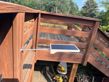 The Best Solar Gutter Lights - Tested by Bob Vila