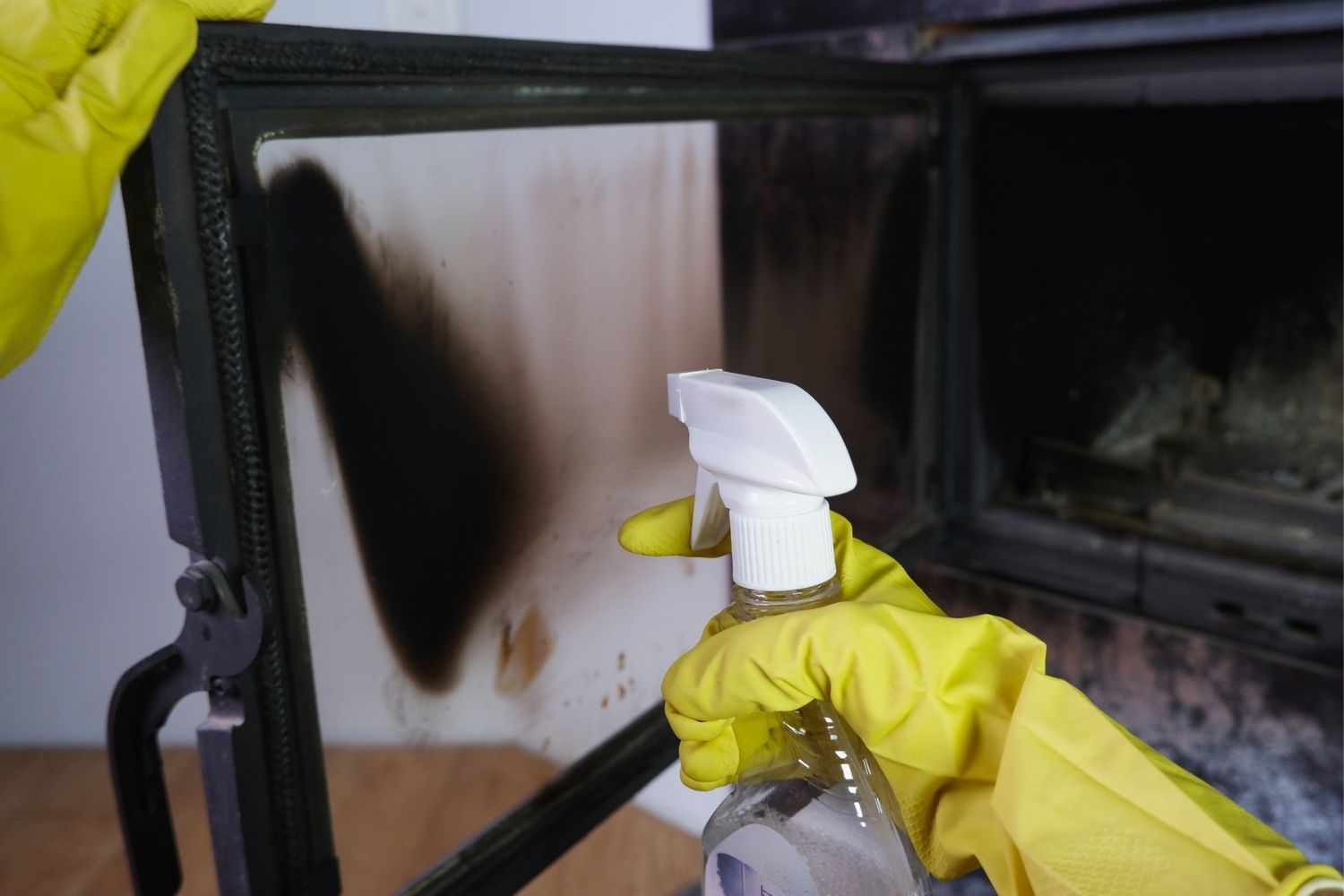 The Best Creosote Remover to Keep Your Chimney Clean - Bob Vila