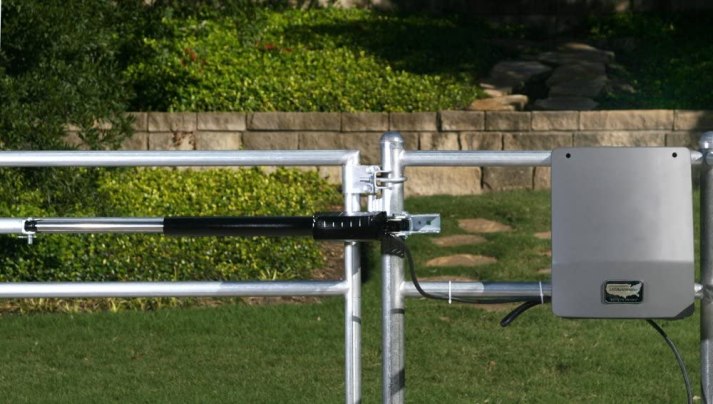 The Best Automatic Gate Openers - Top Picks by Bob Vila