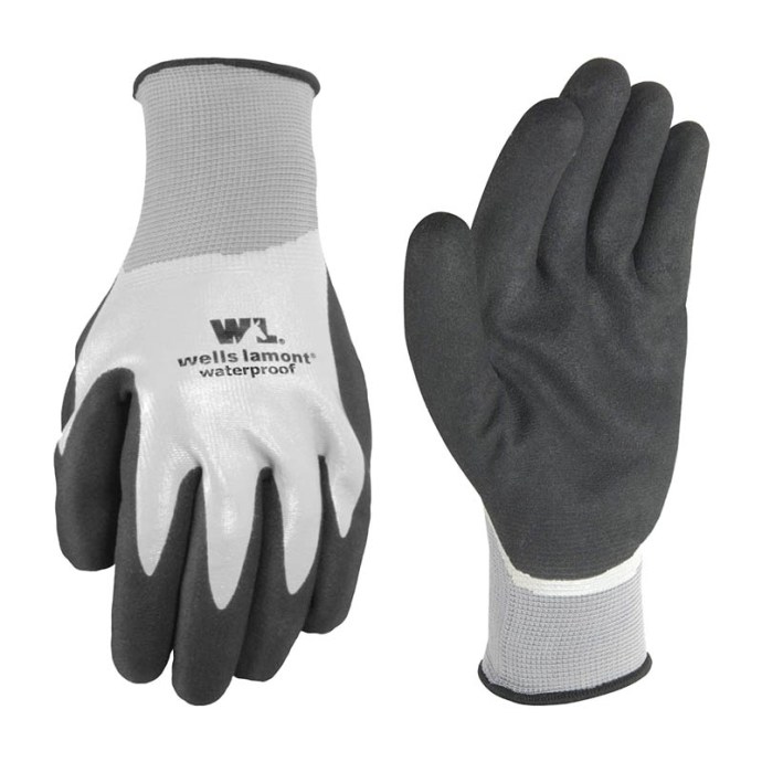 The Best Waterproof Gloves - Tested by Bob Vila
