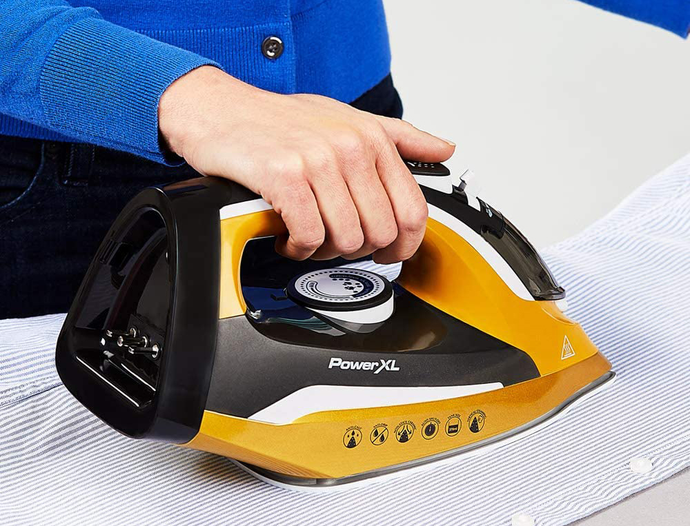 The Best Cordless Iron for Pressing Clothes at Home and on the Go - Bob ...
