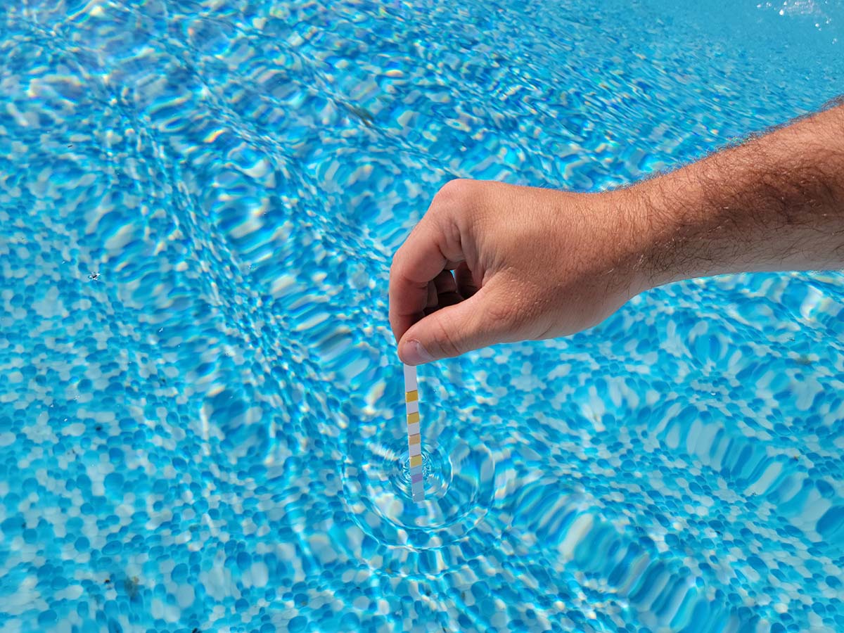 The Best Pool Test Kits of 2024, According to Testing - Bob Vila