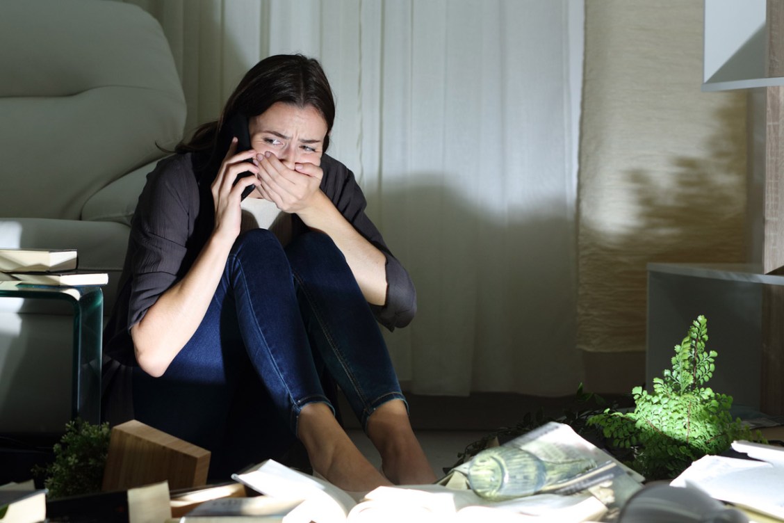 Here’s What Experts Say Is Exactly What to Do if Someone Breaks Into ...