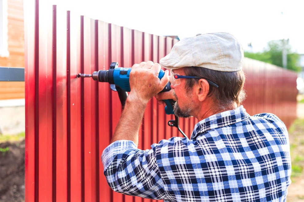 Fence Installation Cost: What Homeowners Should Expect (2025)