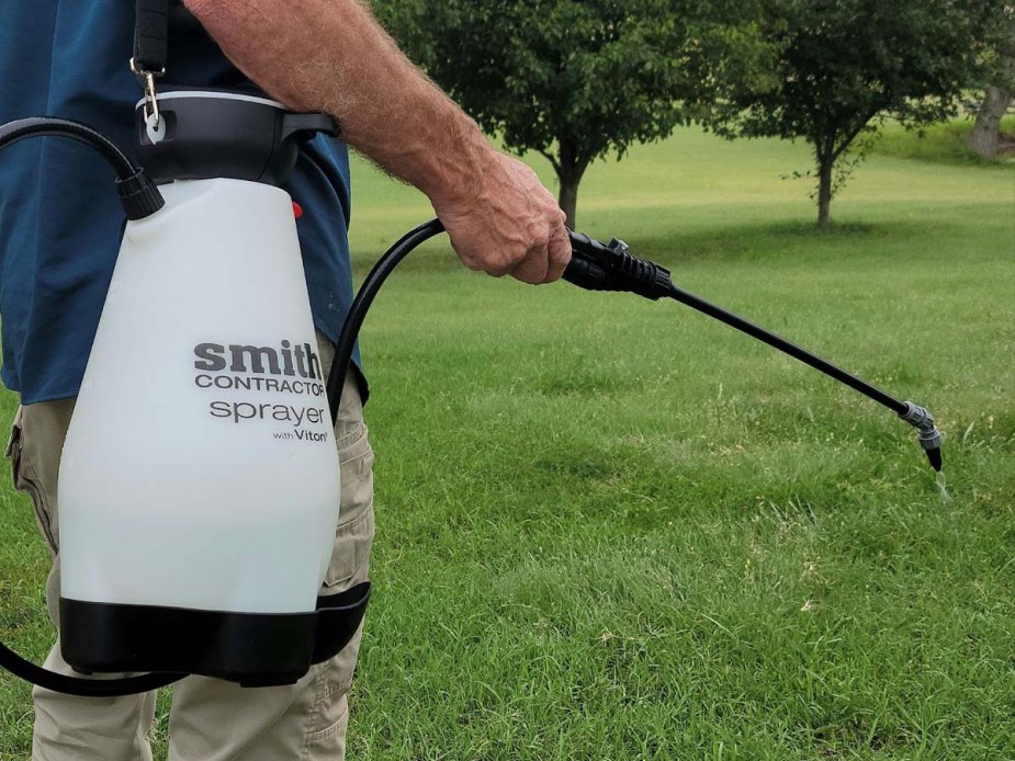 The Best Pump Sprayers - Tested by Bob Vila