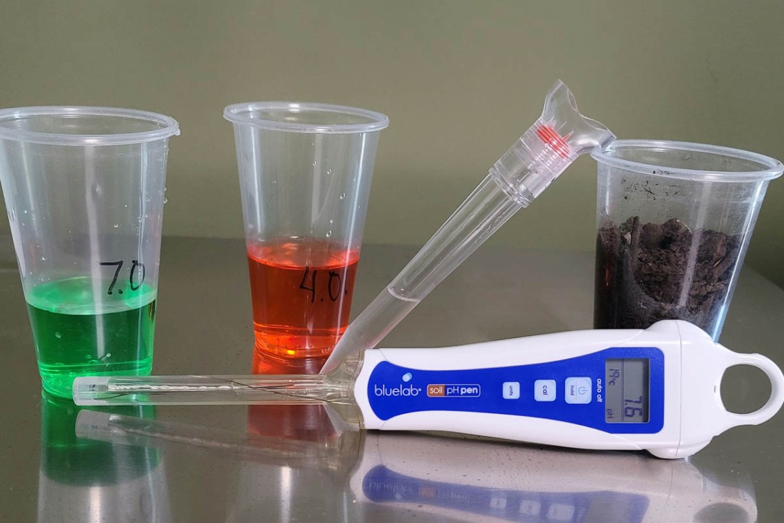 The Best Soil Test Kits of 2024, According to Testing - Bob Vila