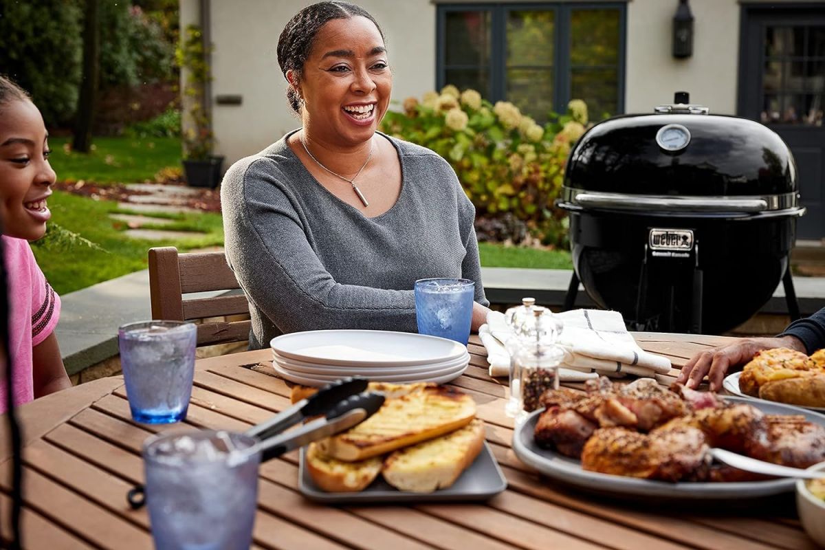 The 7 Best Kamado Grills for Backyard Barbecues