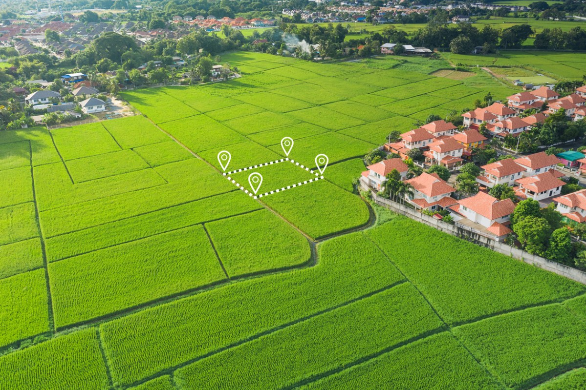 Building a House? Here's How to Find the Right Site — Bob Vila