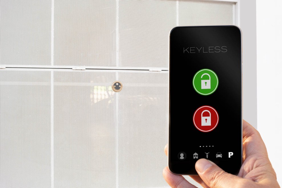 What Is a Keyless Door Lock, and Is It a Secure Option for the Home ...