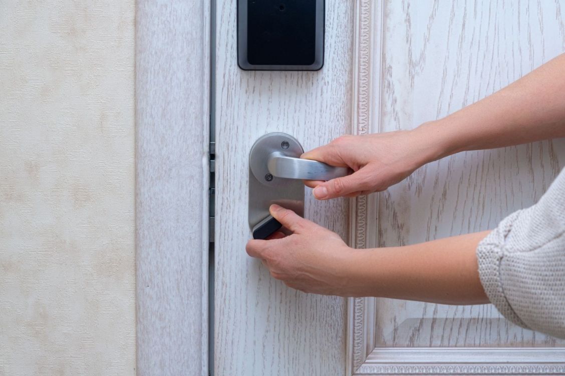 What Are the Two Main Types of Door Locks, and Which One Is Best for Me ...