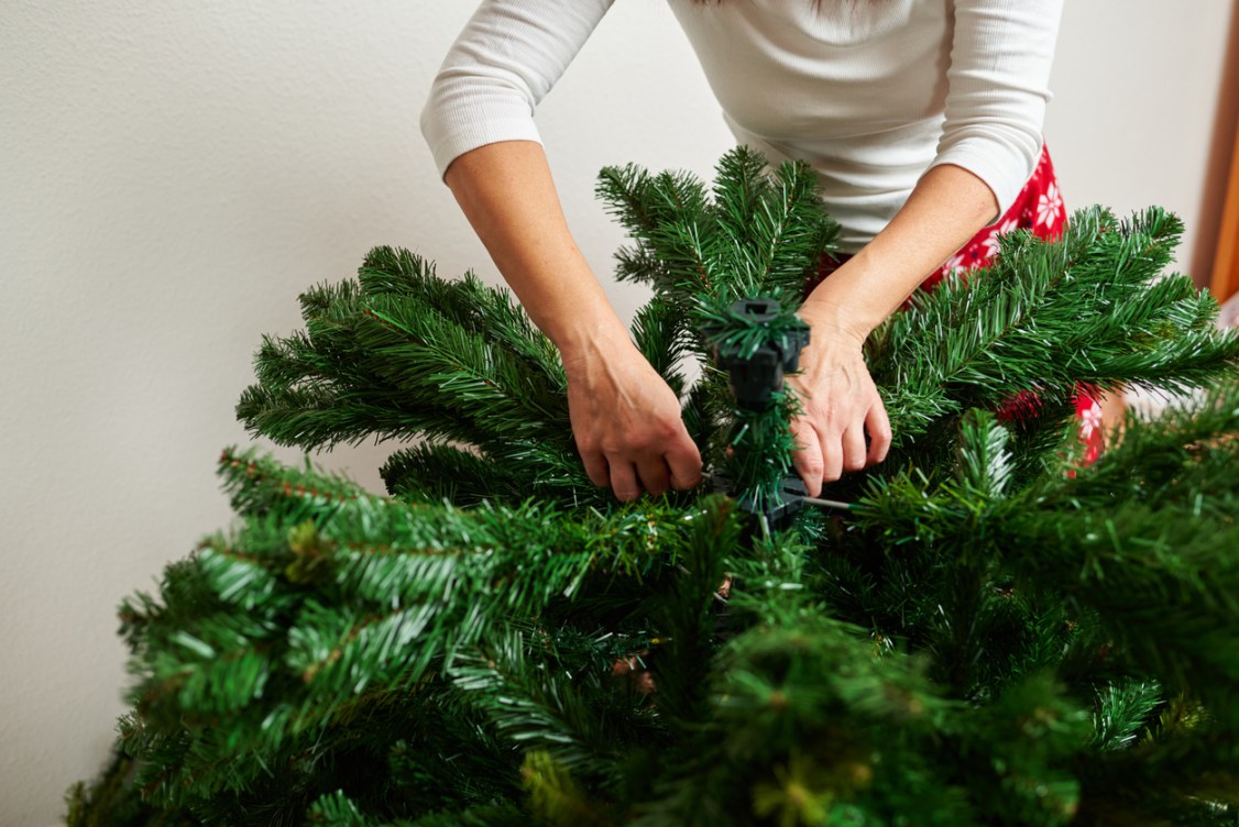How to Put Lights On a Christmas Tree: 2 Failproof Methods - Bob Vila