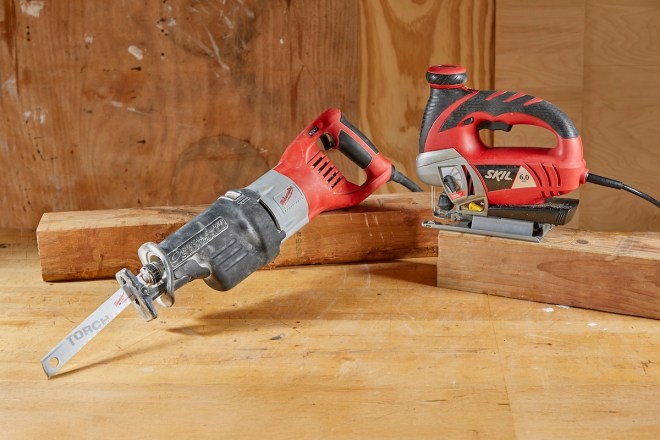 Jigsaw vs. Reciprocating Saw: Which Saw is Best for Your Project?