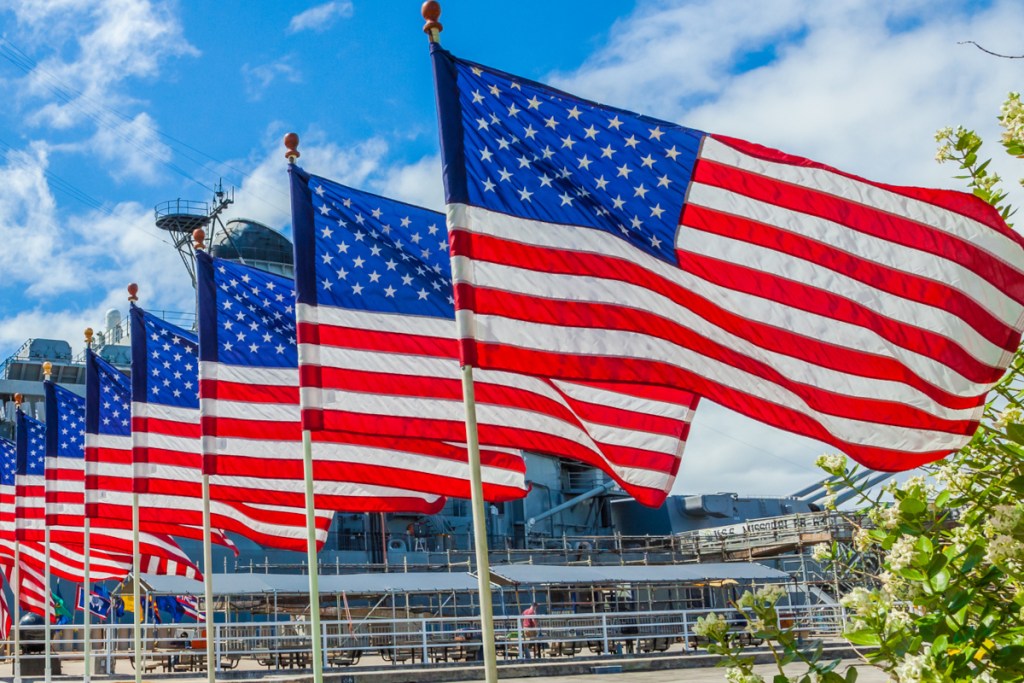 How to Dispose of an American Flag Properly - Bob Vila