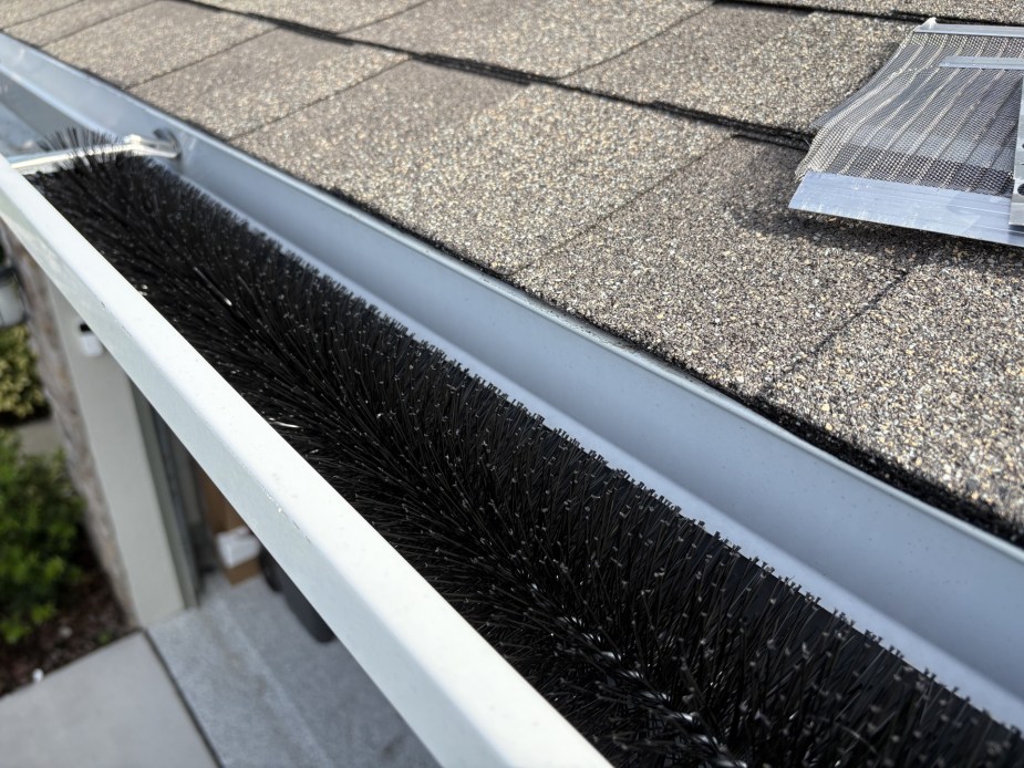 The Best Gutter Guards for Pine Needles - Tested by Bob Vila