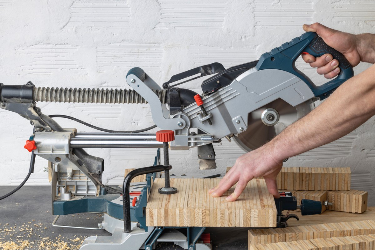 Miter Saw vs. Circular Saw: Which Tool is Right for Your Project? - Bob ...