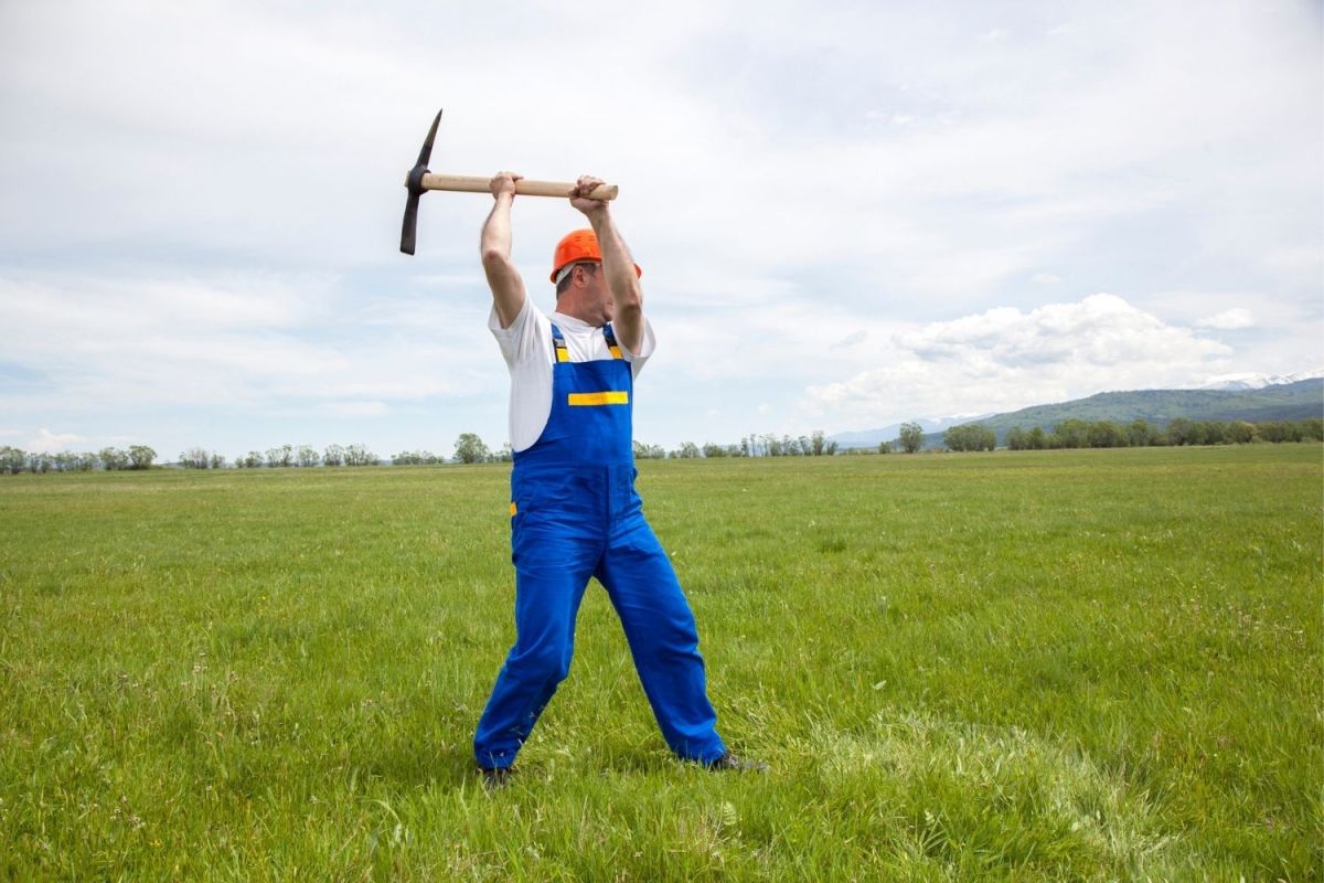 The Best Pickaxes - Picks from Bob Vila