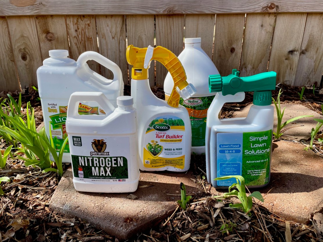 The Best Liquid Lawn Fertilizers - Tested by Bob Vila