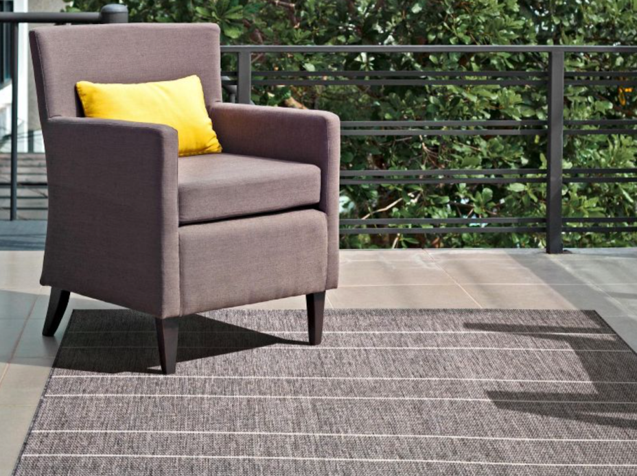The 10 Best Places to Buy Outdoor Rugs