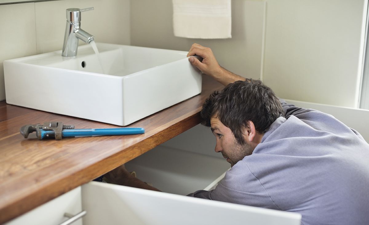 How to Fix a Bathroom Sink Stopper - Bob Vila