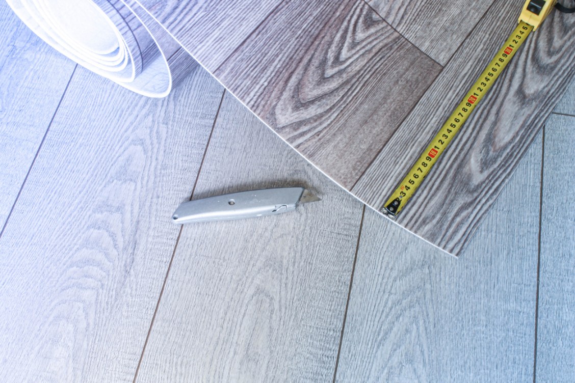 Linoleum vs. Vinyl Flooring: What’s the Difference? - Bob Vila