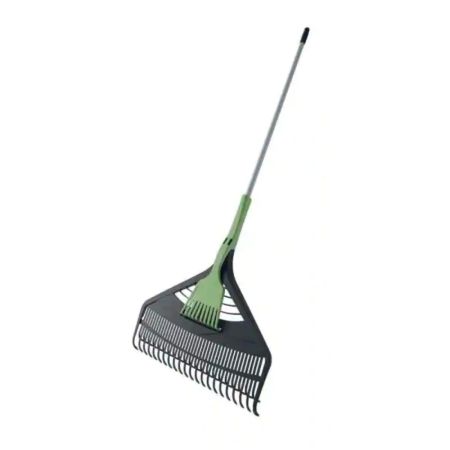 We Researched and Tested the Best Rakes for Pine Needles