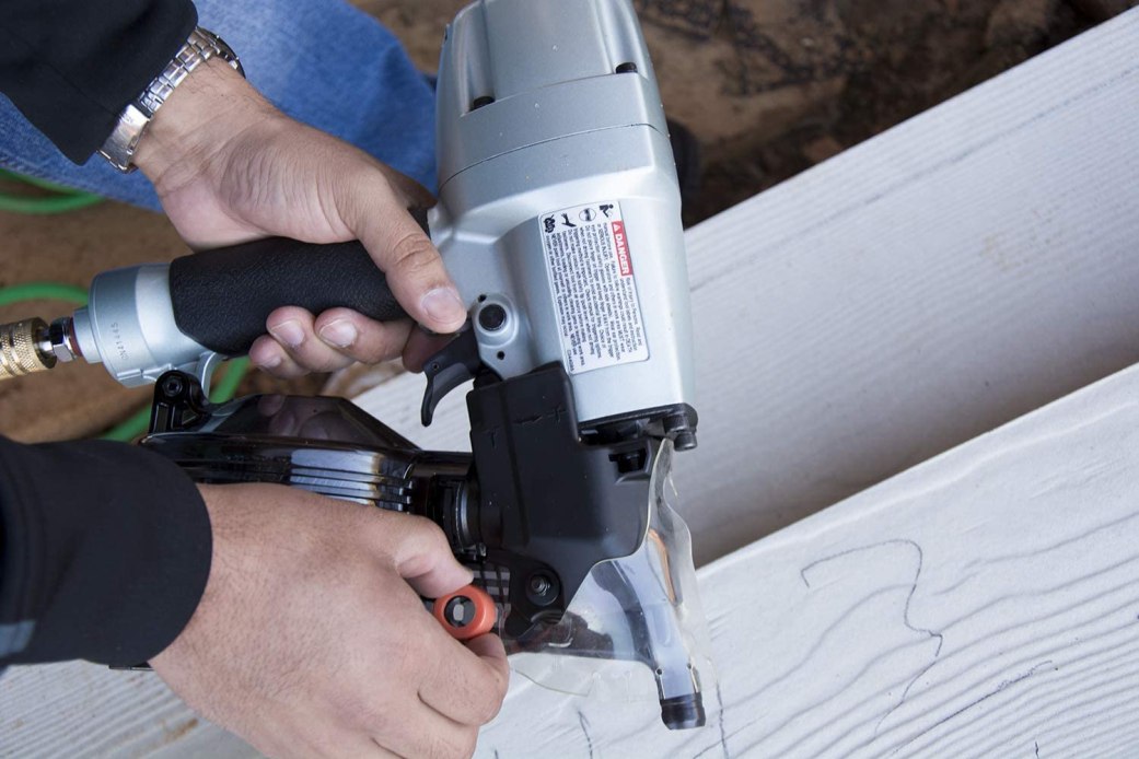 The Best Nail Guns for Fencing - Picks from Bob Vila