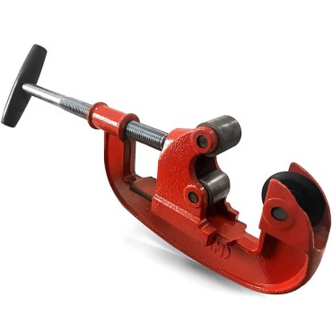 We Tested the Best PVC Pipe Cutters To Find The Smoothest Cut