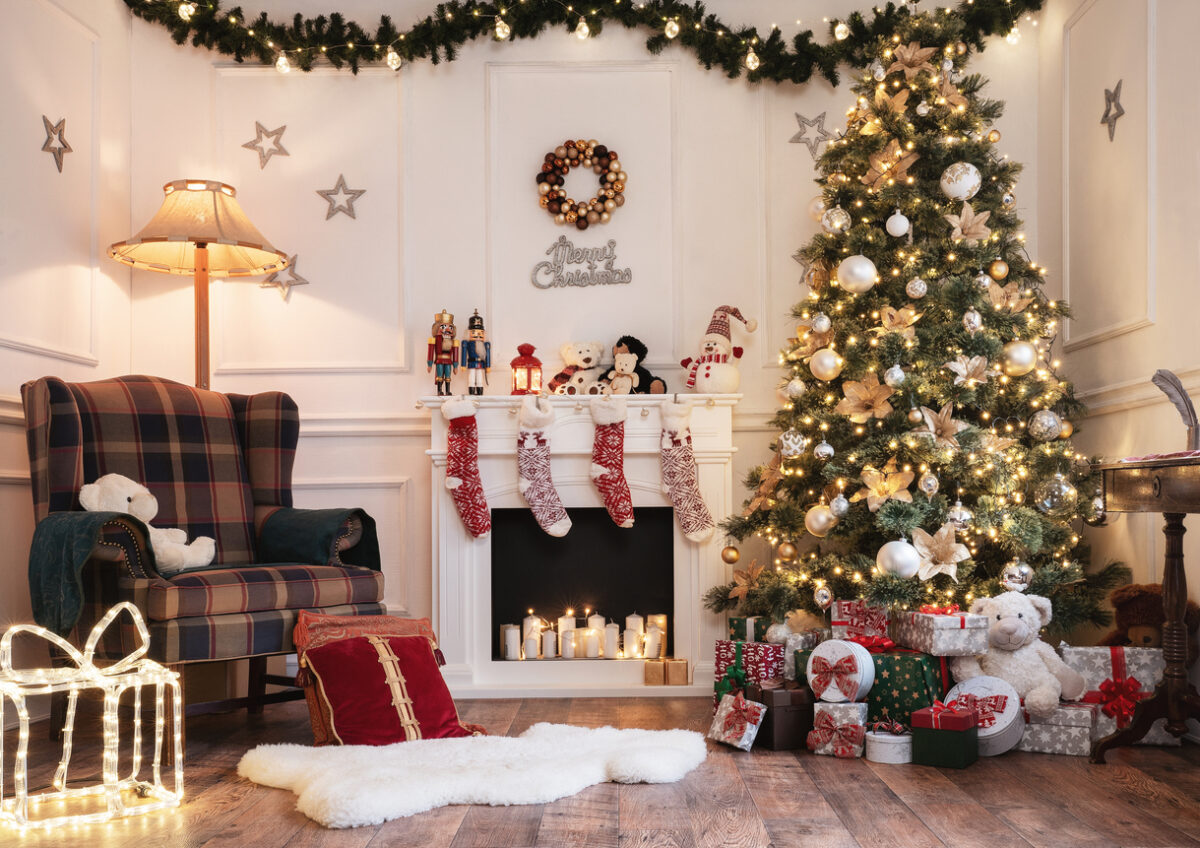 26 Types of Christmas Lights for All of Your Holiday Displays - Bob Vila