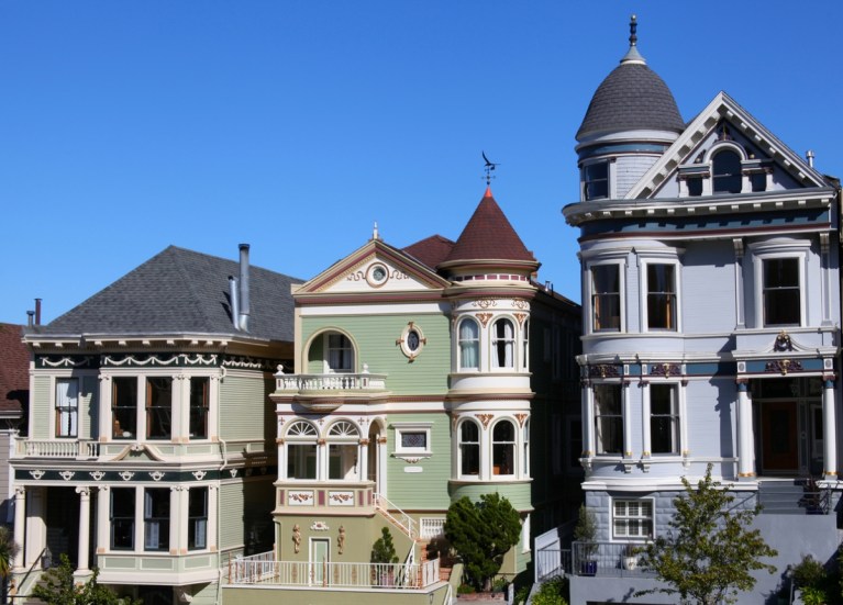 The Truths About Buying and Living in an Old House - Bob Vila