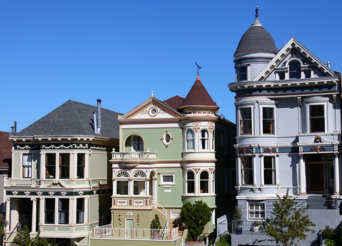 The Truths About Buying and Living in an Old House - Bob Vila