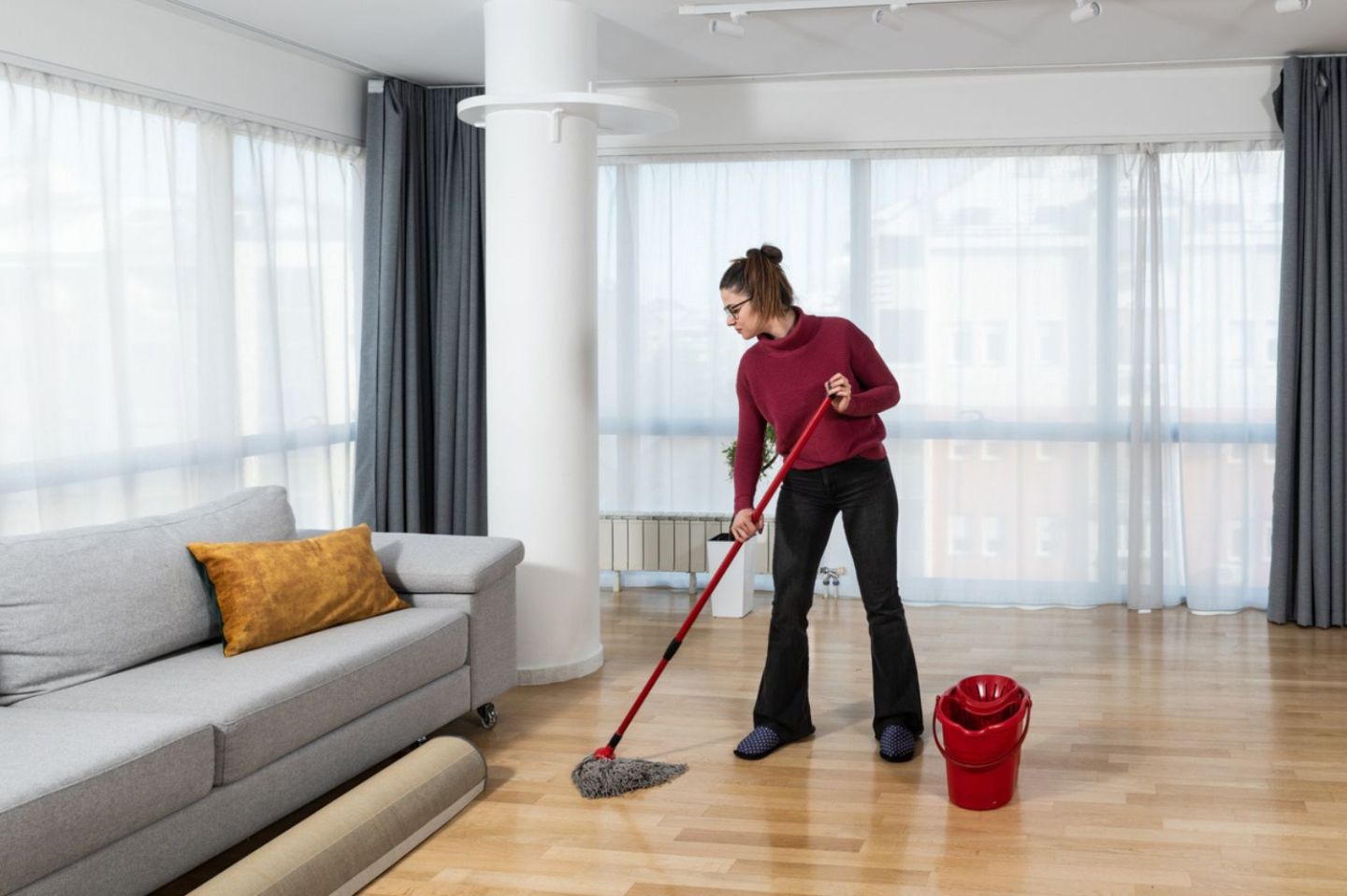 Move-Out Cleaning Cost Guide: See What Pros Typically Charge