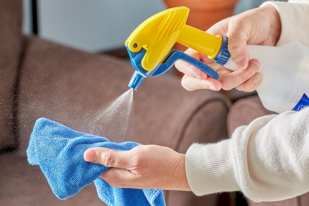 How to Get Rid of Dust: 20 Simple Home Cleaning Tips