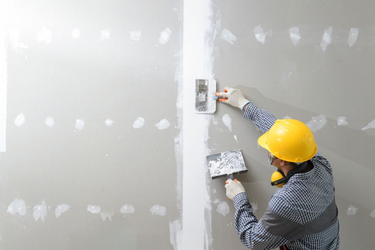 How Much Does Drywall Repair Cost? (2024) - Bob Vila
