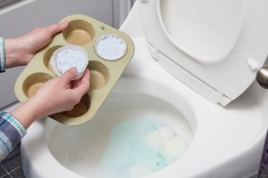 How to Unclog a Toilet Without a Plunger: 7 Easy Methods