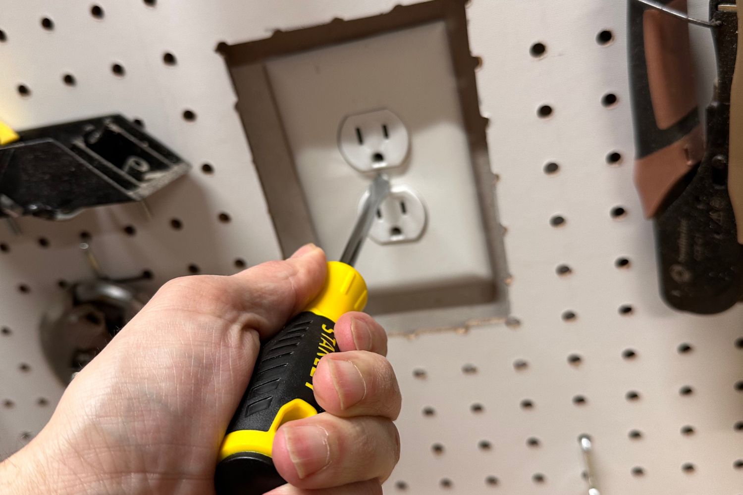 Stanley Tool Set Review: Is It Worth It? - Tested by Bob Vila