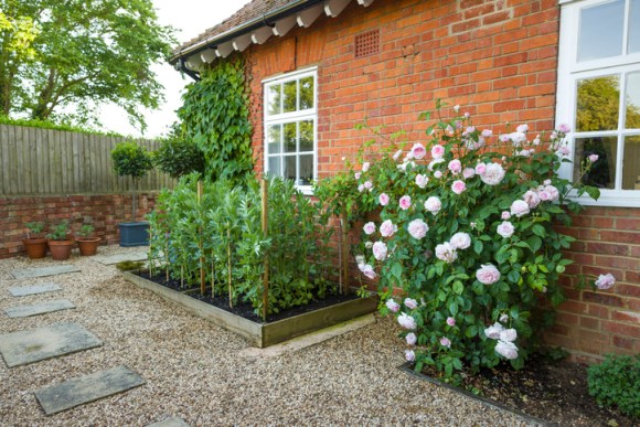 What Is a Pocket Garden and How Can I Make One? - Bob Vila