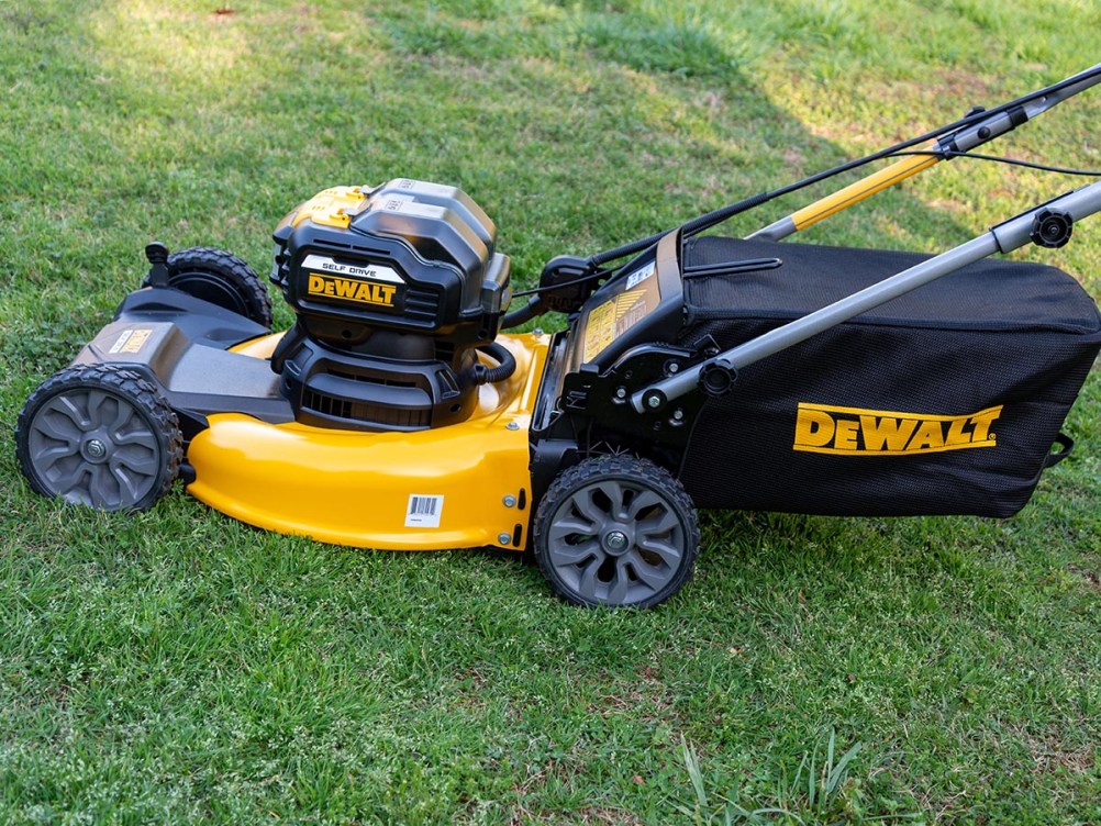 Is the DeWalt Self-Propelled Electric Lawn Mower as Impressive as Its ...