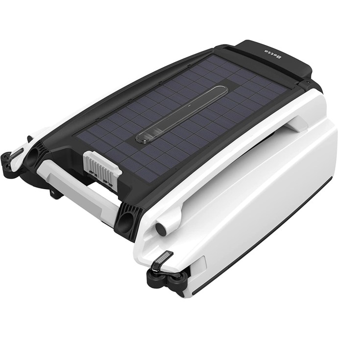 7 of the Best Pool Skimmers Today - Top Picks by Bob Vila